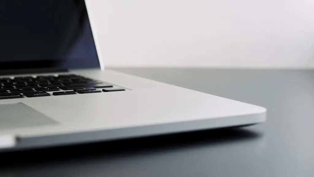 Τα 12+1 καλύτερα laptops μέχρι 500€ για το 2025 | BestPrice.gr