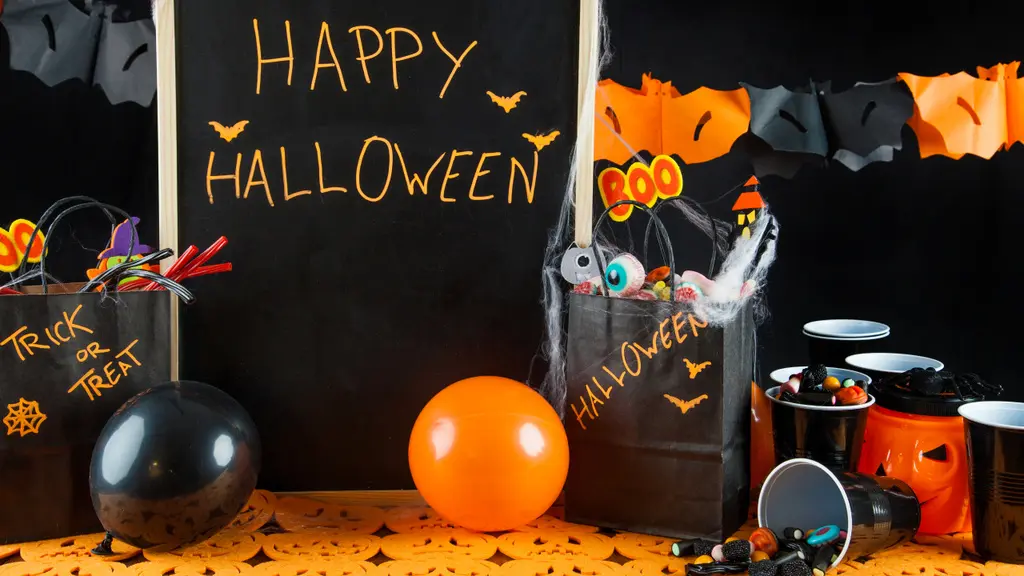 Halloween Party: Όλα όσα πρέπει να γνωρίζεις | BestPrice.gr